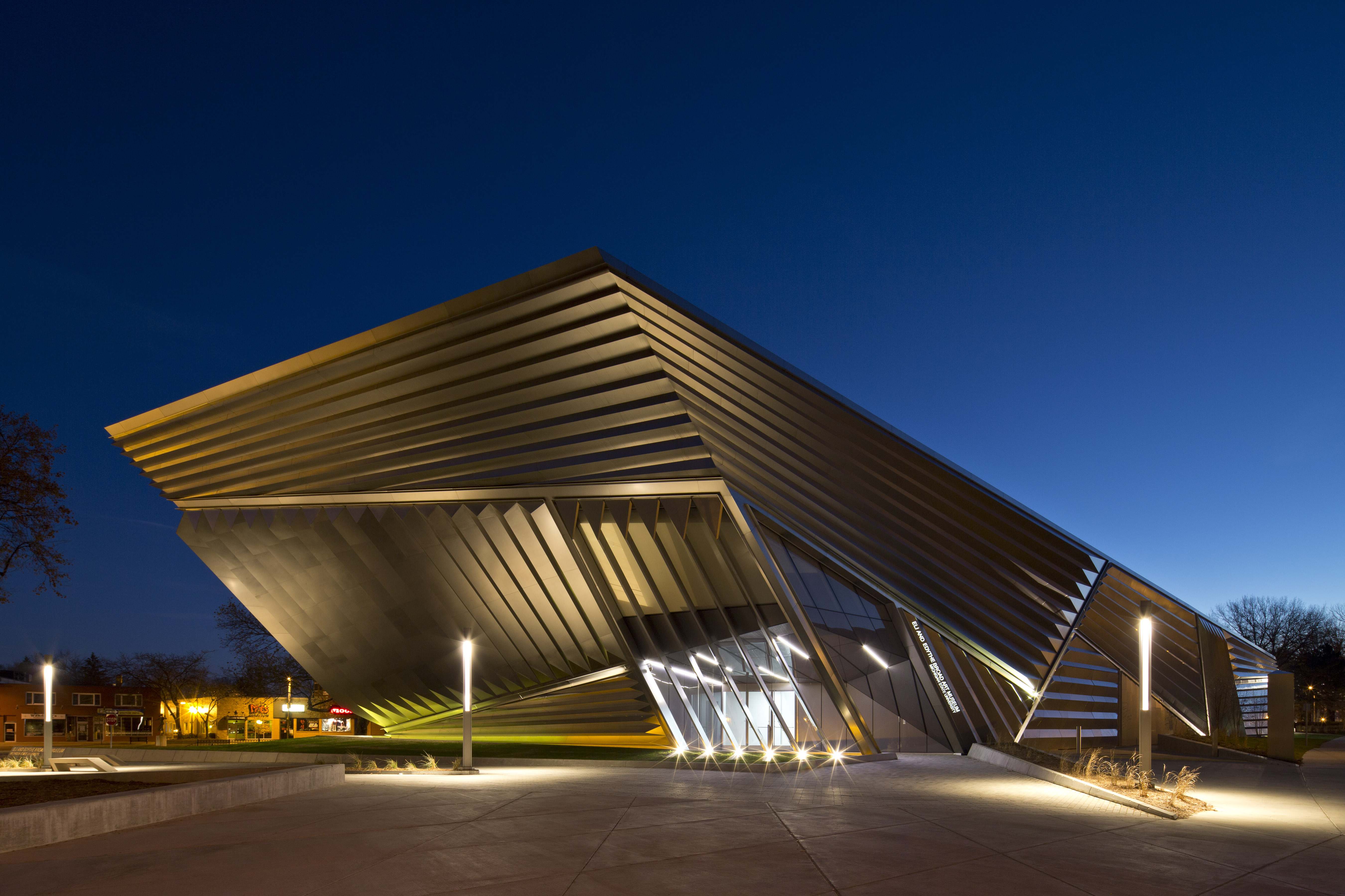 Eli & Edythe Broad Art Museum at Michigan State University by Zaha ...