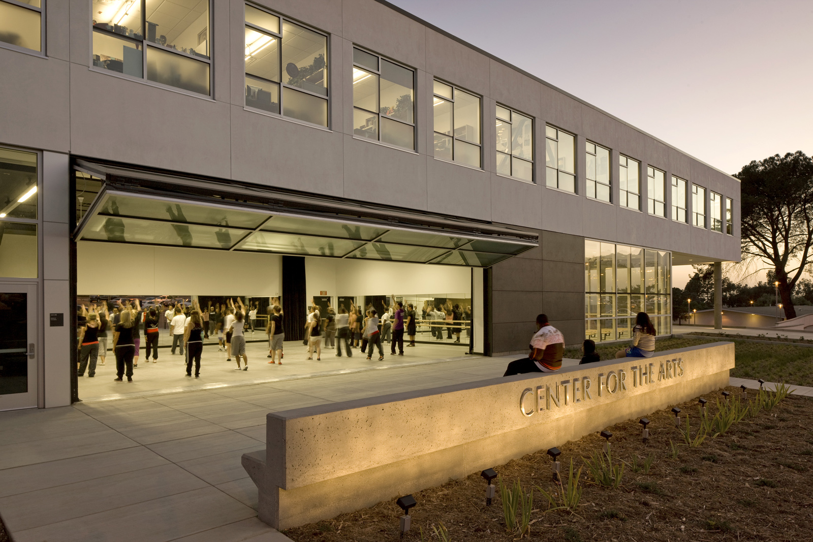 Idea 329060: Chaffey College Center for the Arts in Rancho Cucamonga ...
