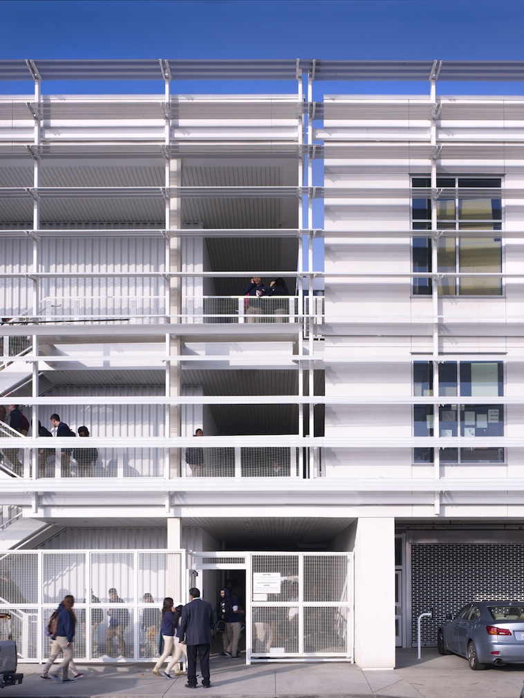 Green Dot Animo Leadership High School by Brooks + Scarpa Architects ...