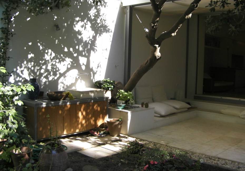 Acropolis House - Architizer