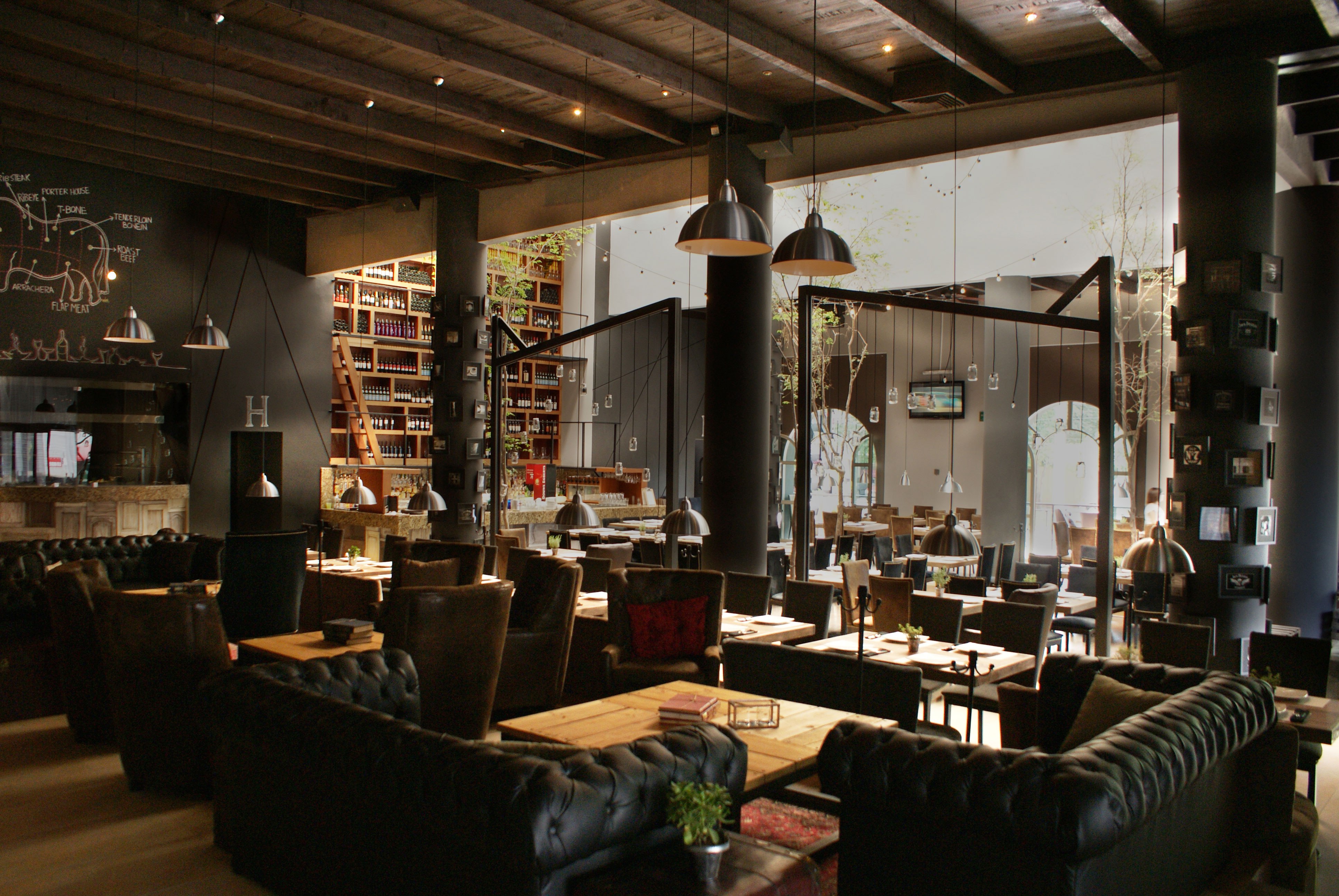 Fosters Bar-Steakhouse - Architizer