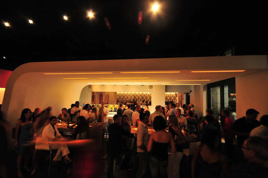 Ivory Lounge, Sarasota - Architizer