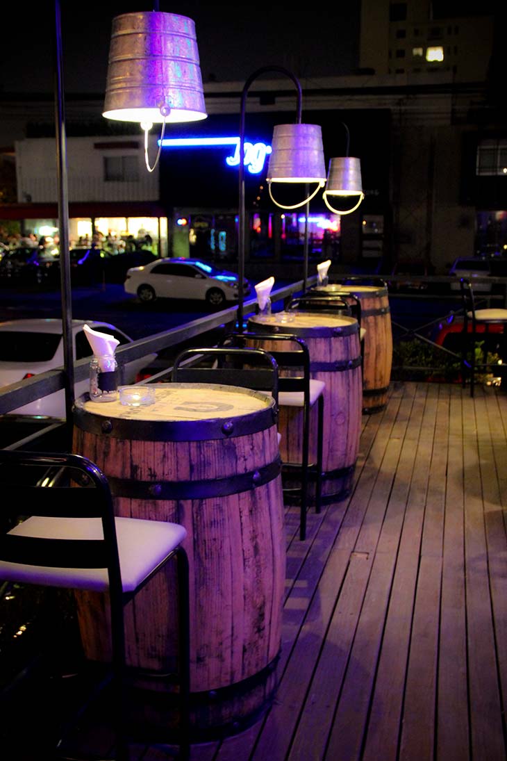 Fosters Bar-Steakhouse - Architizer