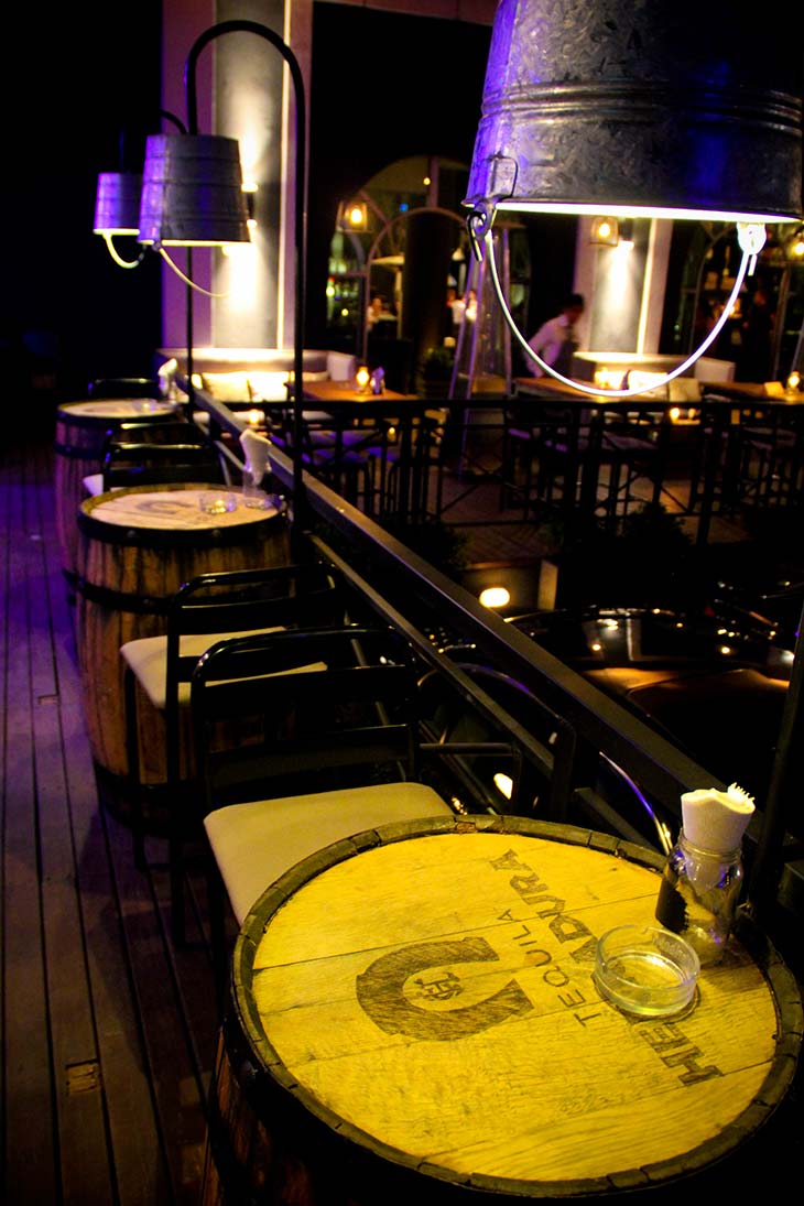 Fosters Bar-Steakhouse - Architizer