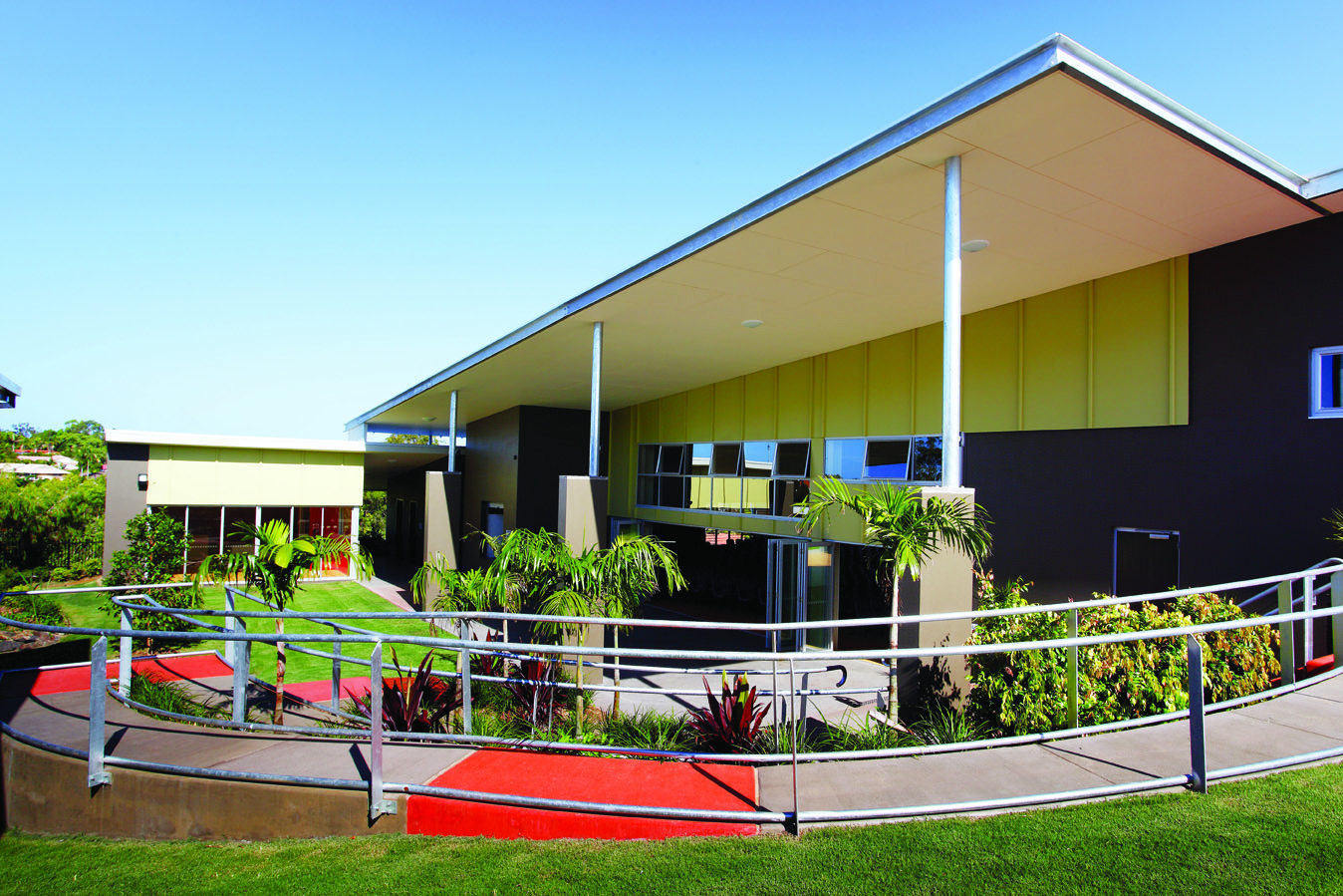 Robina Community Performing Arts Centre by Lightwave Architectural ...