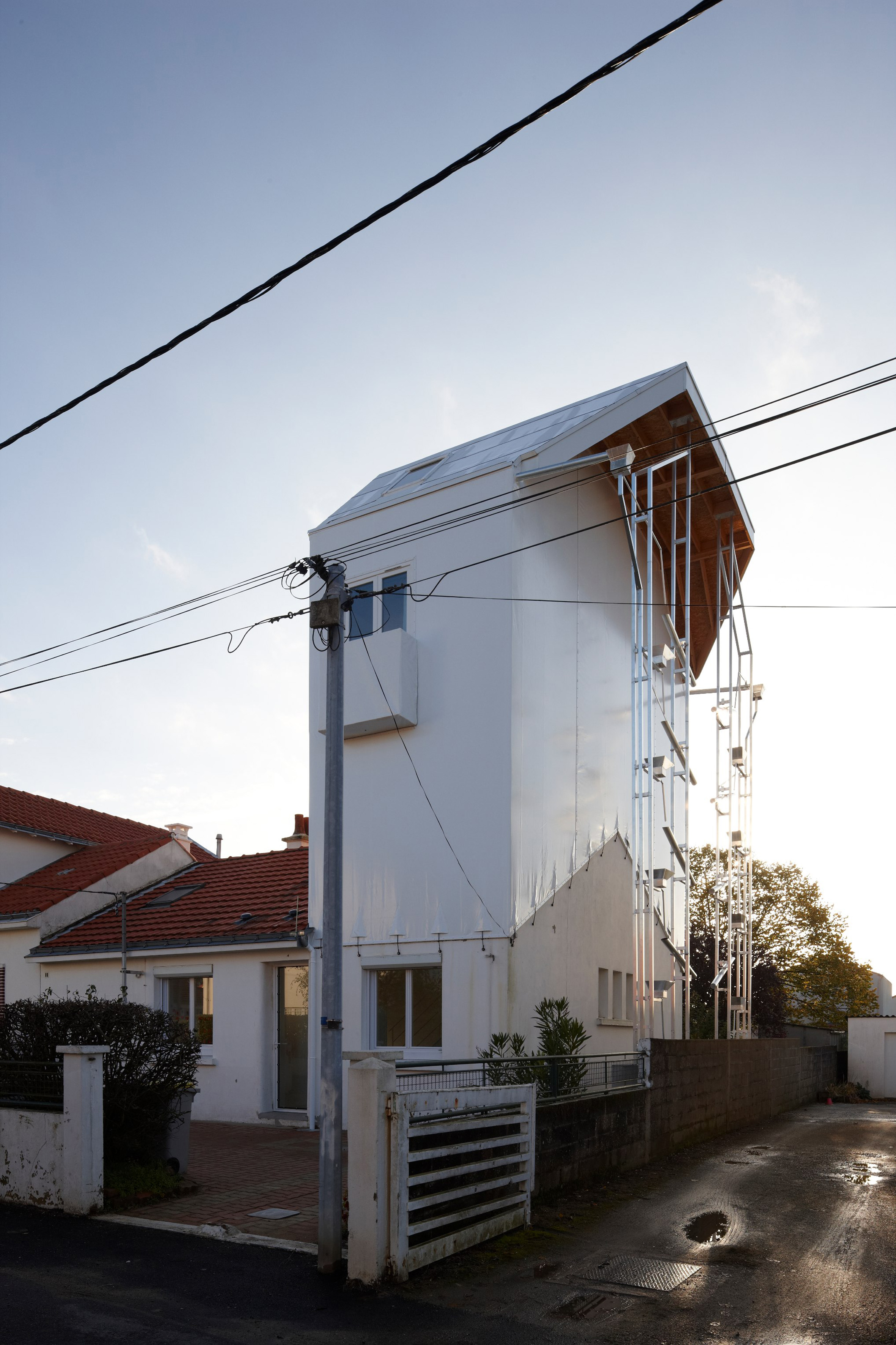 Shishiodoshi House by Avignon-Clouet Architecture - Architizer