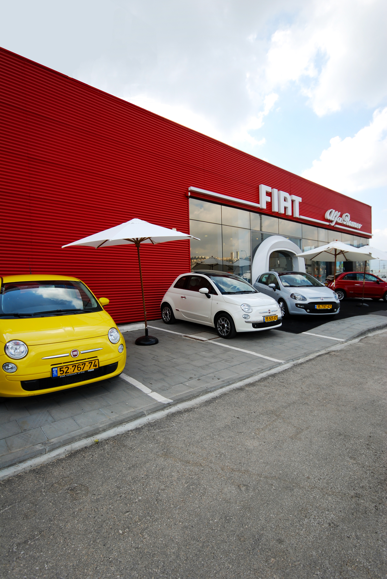 Alfa Romeo Fiat Car Agency - Architizer