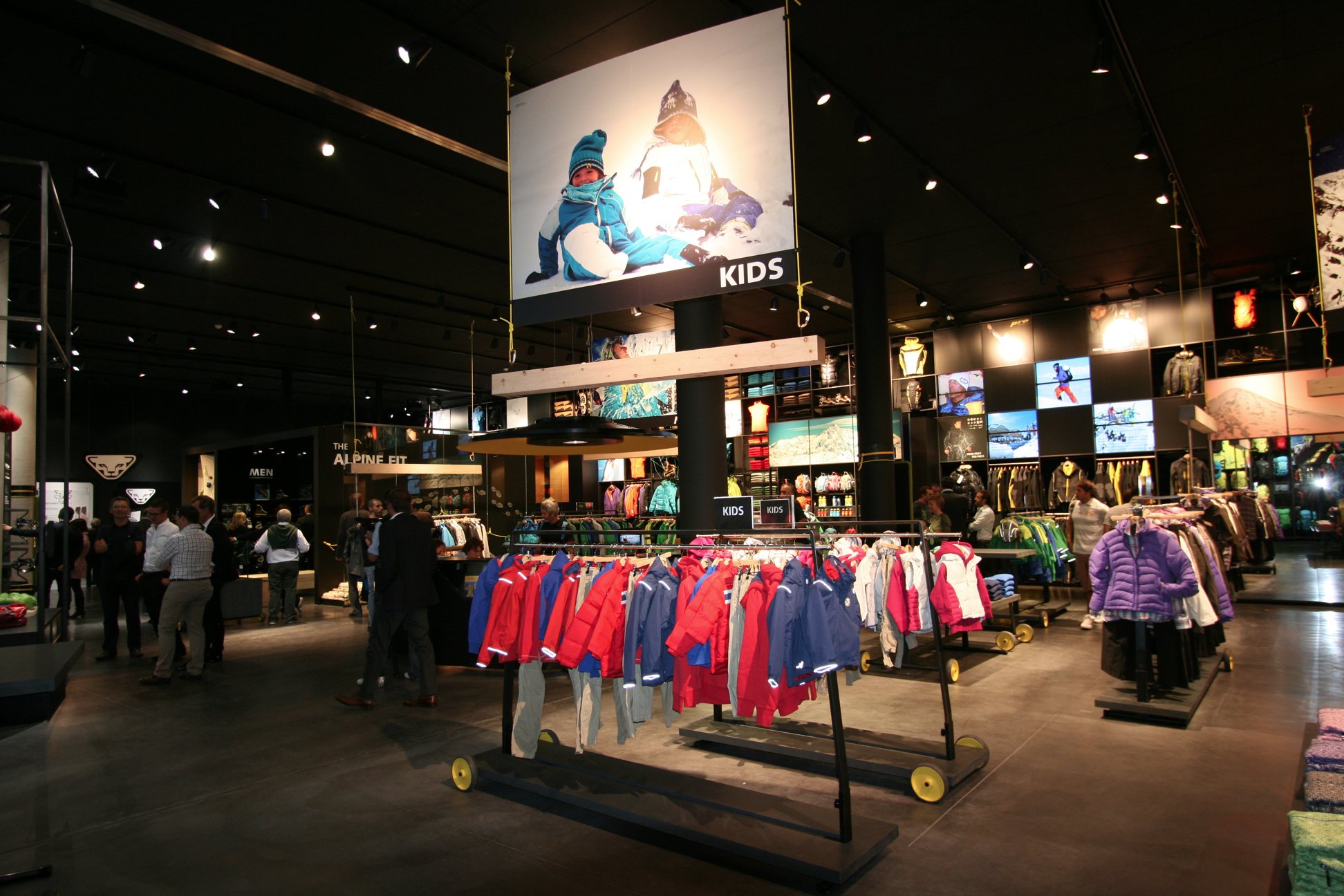 Salewa Flagship Store - Architizer