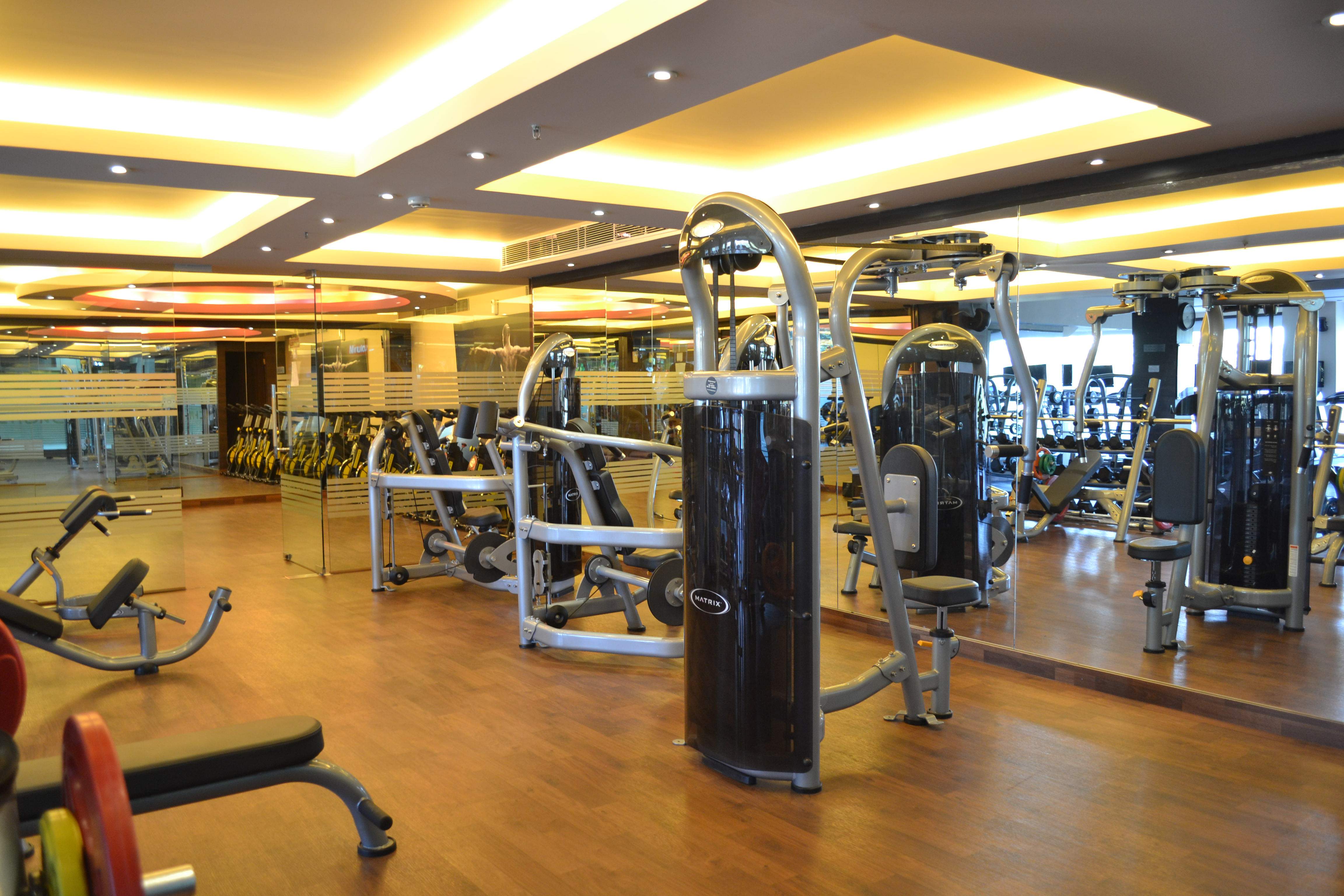 Crunch Gym - Architizer