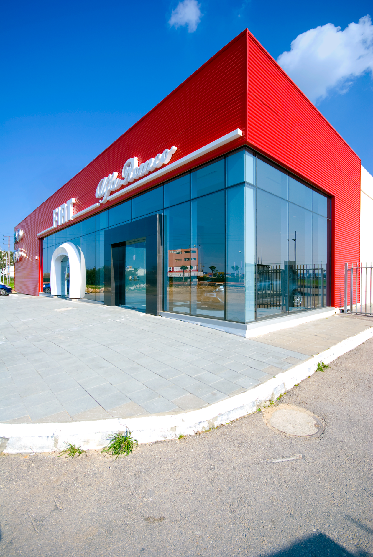 Alfa Romeo Fiat Car Agency - Architizer