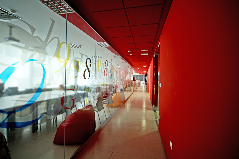Editorial offices for 3 newspapers in Zagreb, Croatia by IDFL ...