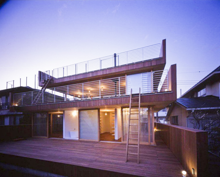 Deck House by Tezuka Architects - Architizer