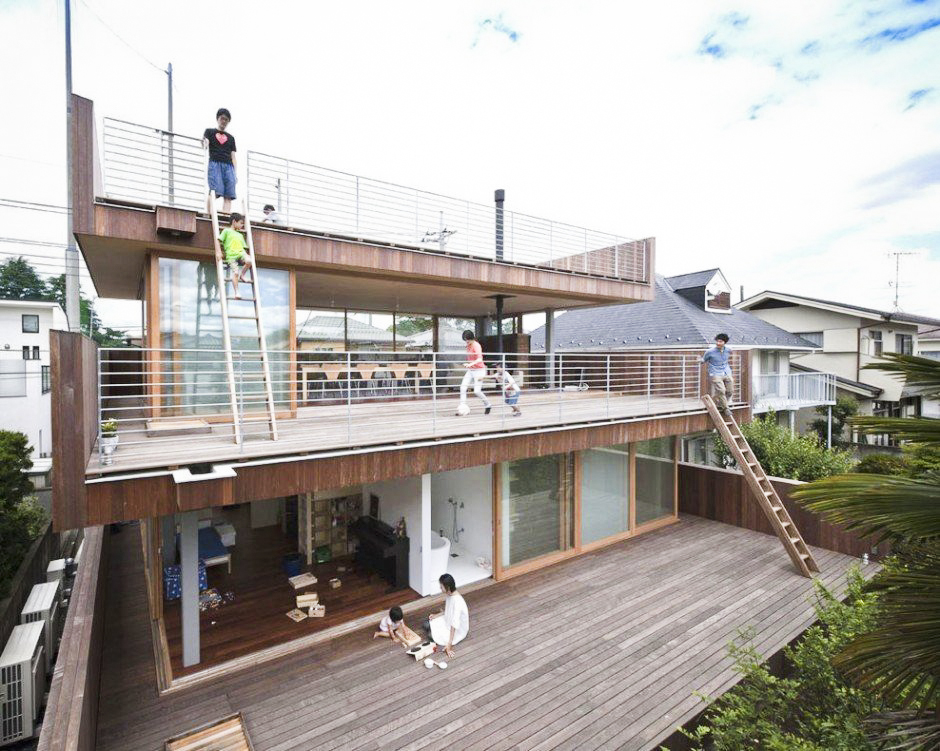 Deck House by Tezuka Architects - Architizer