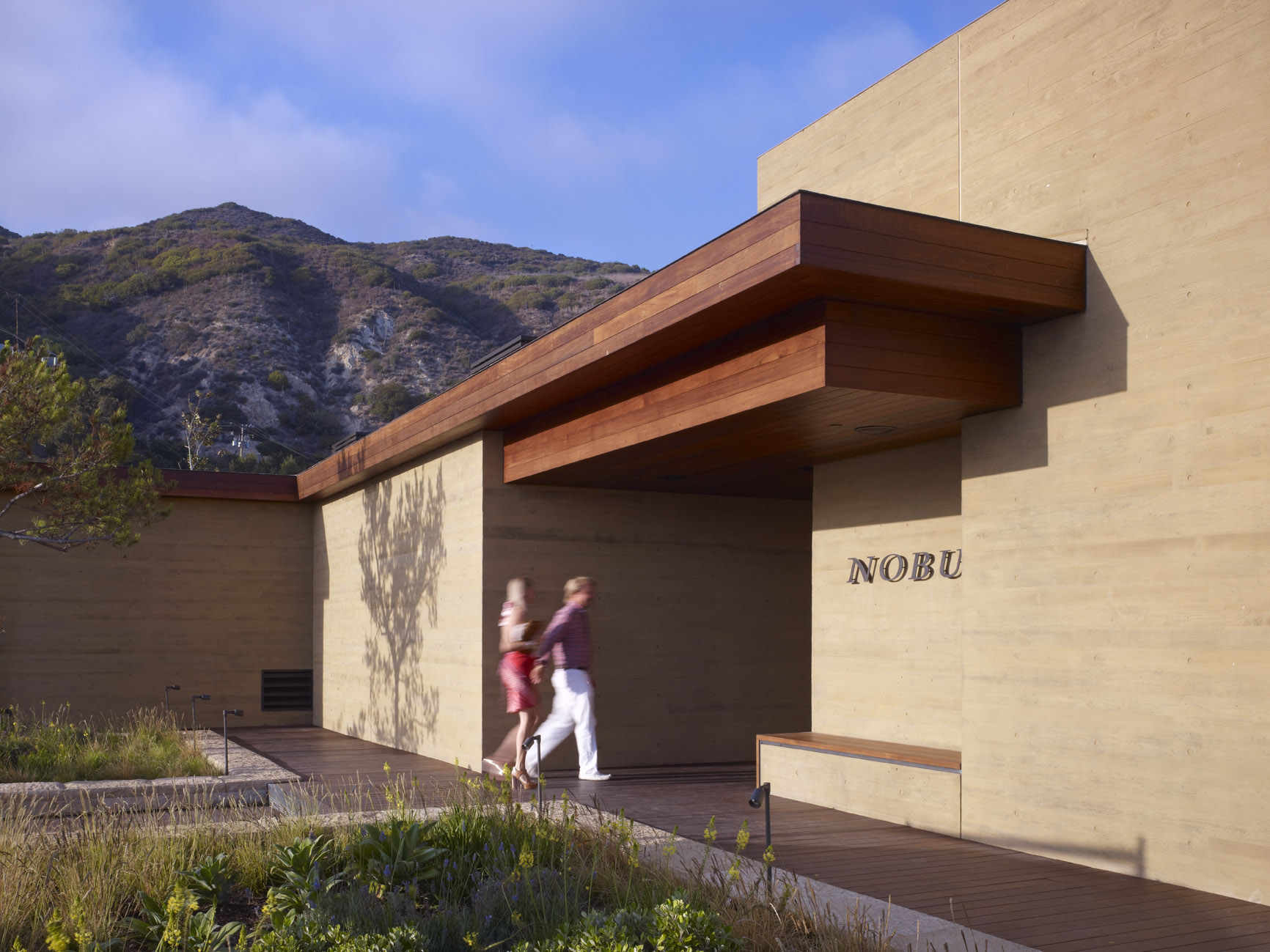 Vertical Courtyard House by Montalba Architects, Inc. - Architizer