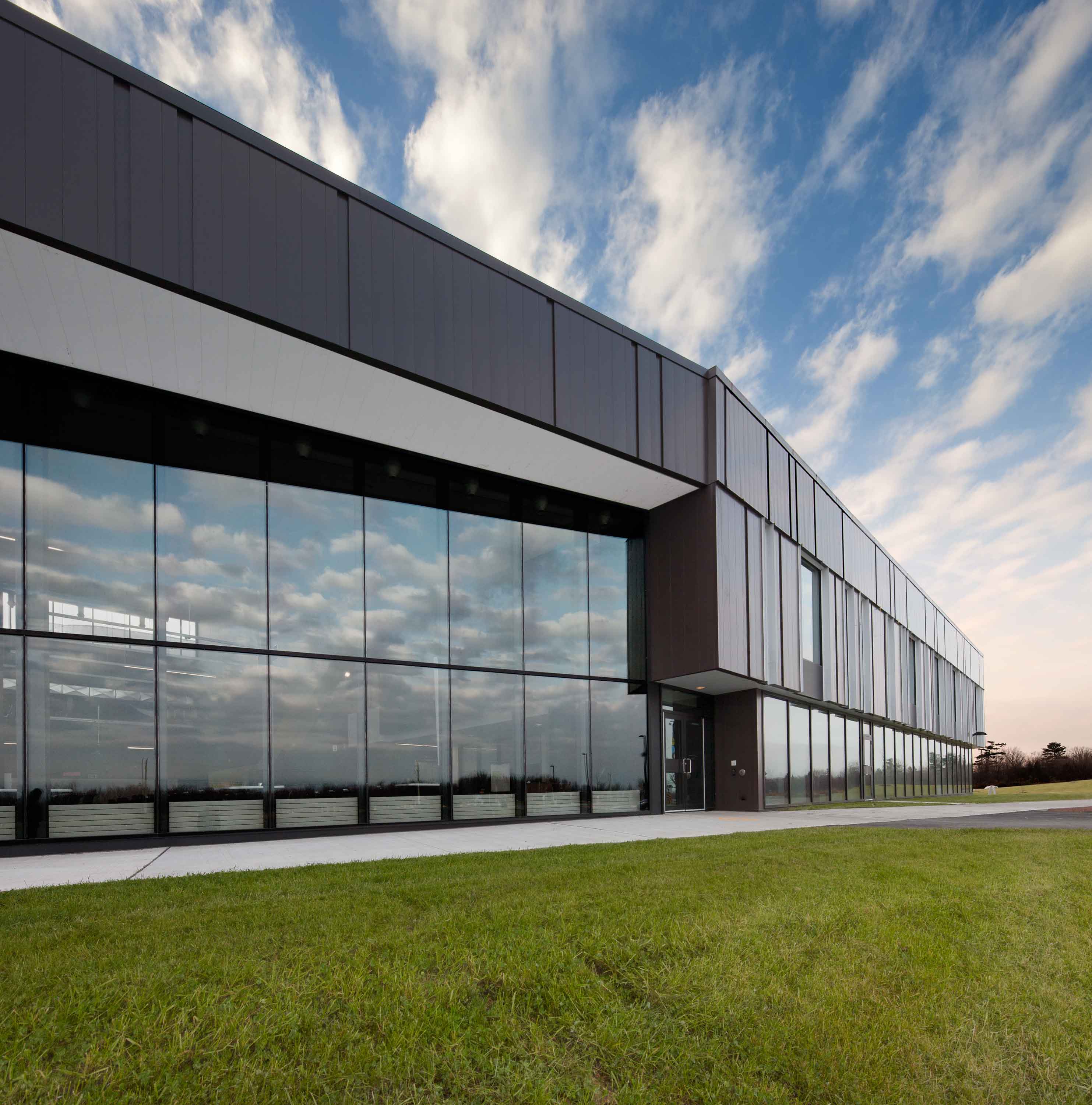 Centre des Métiers de La Cité Collégiale à Orléans - Architizer
