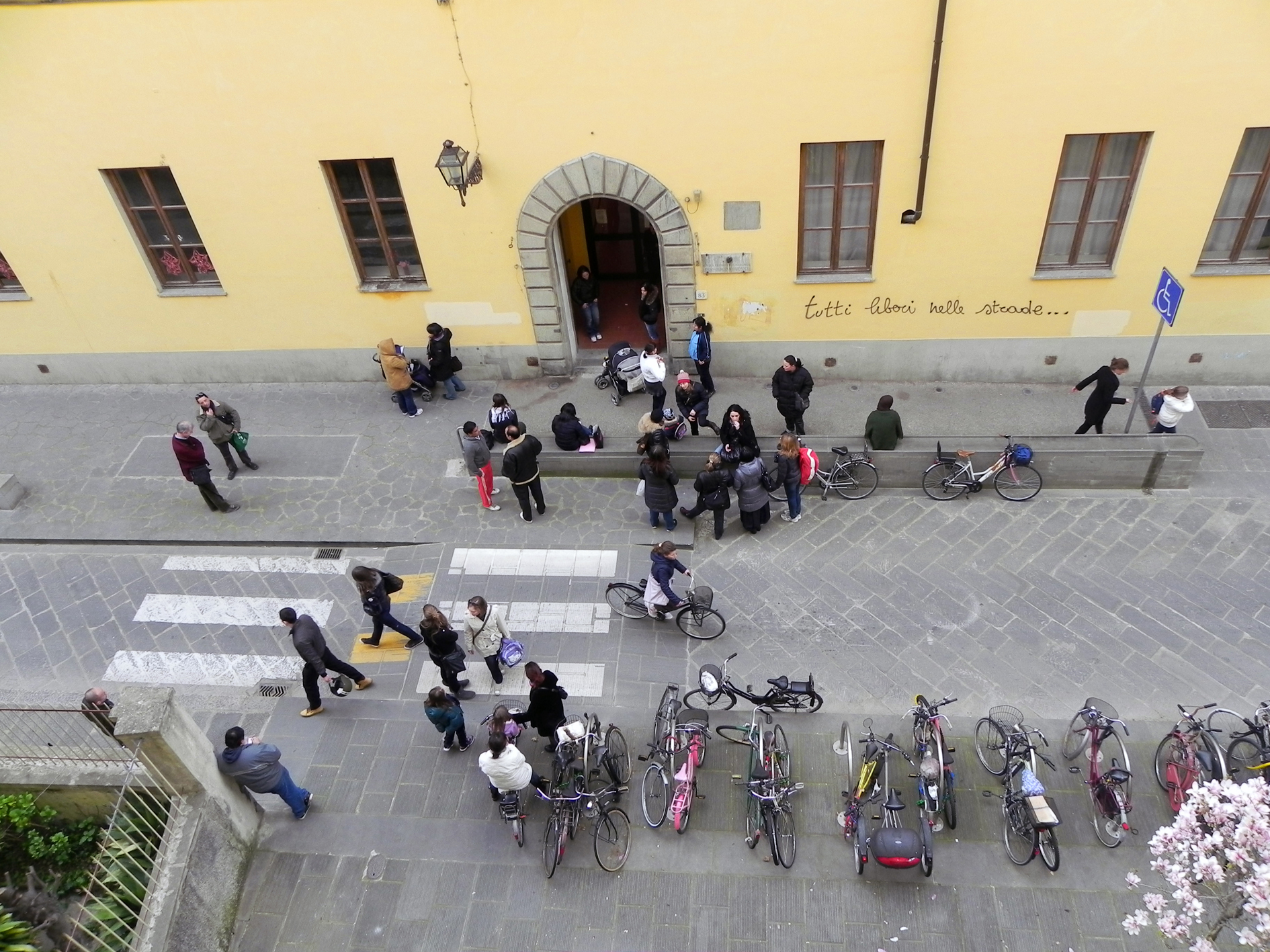 INTERVENTION BY SPOT-PROJECTS: URBAN ACUPUNCTURE AS A PUBLIC SPACE ...