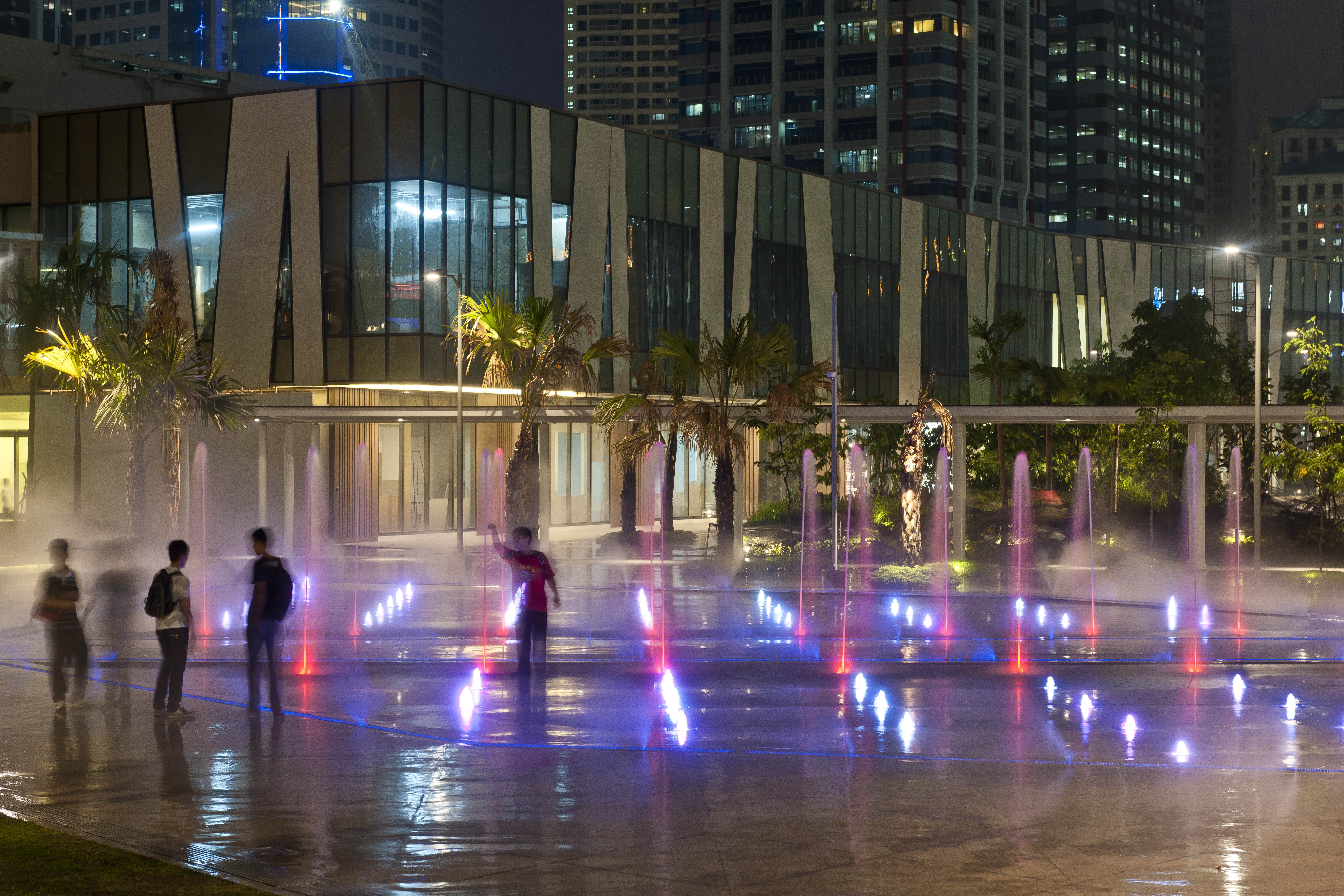 Bonifacio Global City Superblocks by AECOM - Architizer