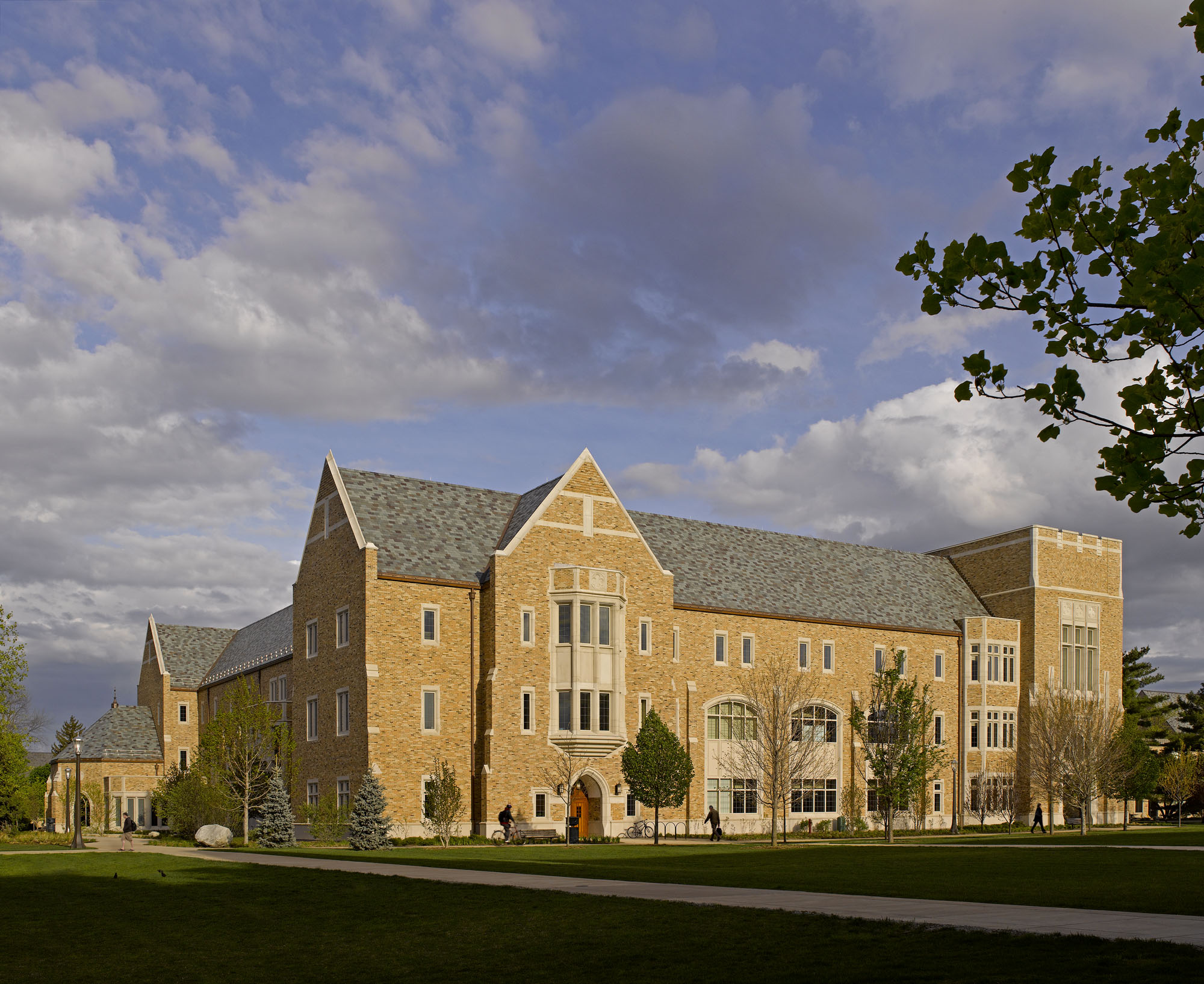Stinson-Remick Hall - Architizer