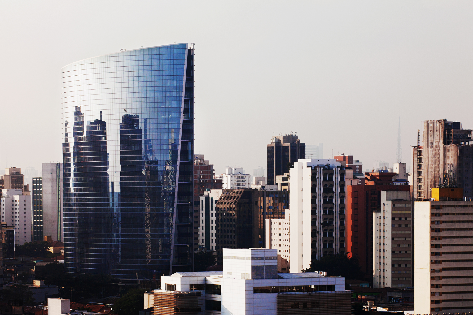 Infinity Tower Sao Paulo by Kohn Pedersen Fox Associates, Aflalo e ...