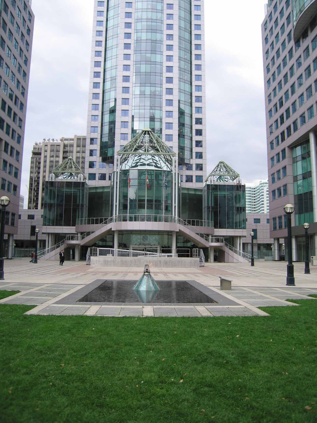 Toronto 311 Service Center - Architizer