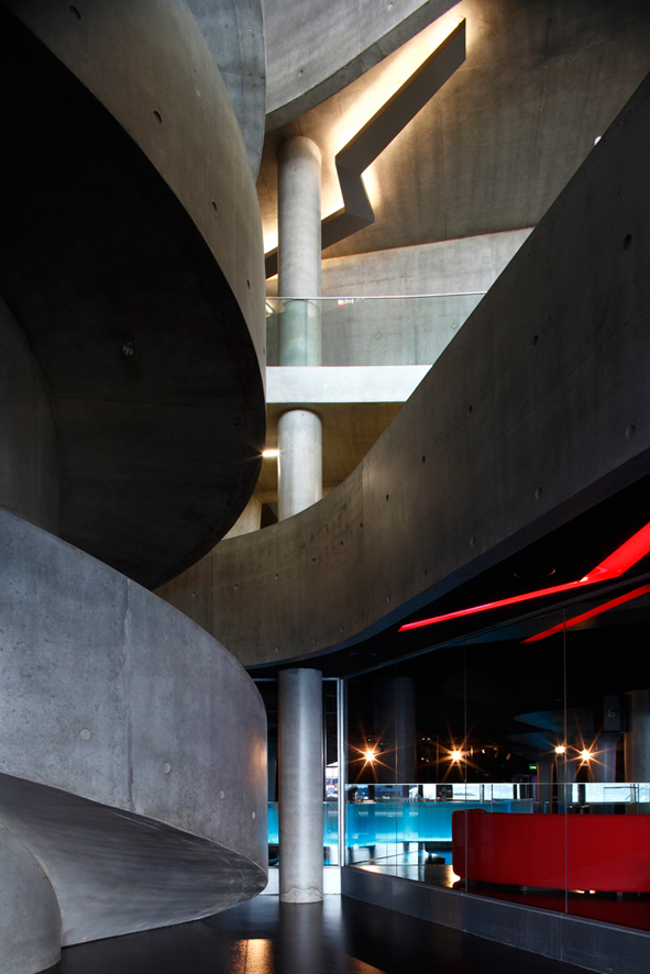 NI-BOX by Agence Jean Pierre Lott - Architizer