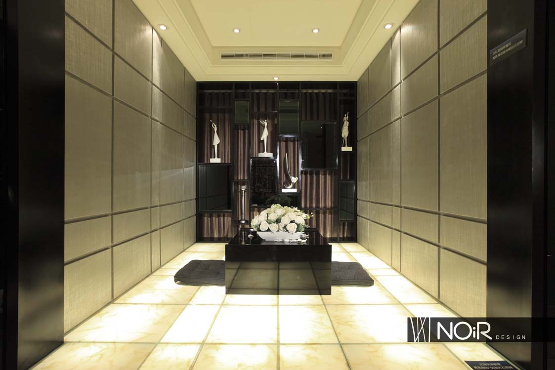 model Show room by NOiR Design - Architizer