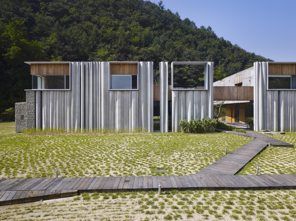 Hanil Cement Information Center and Guesthouse by BCHO Architects ...