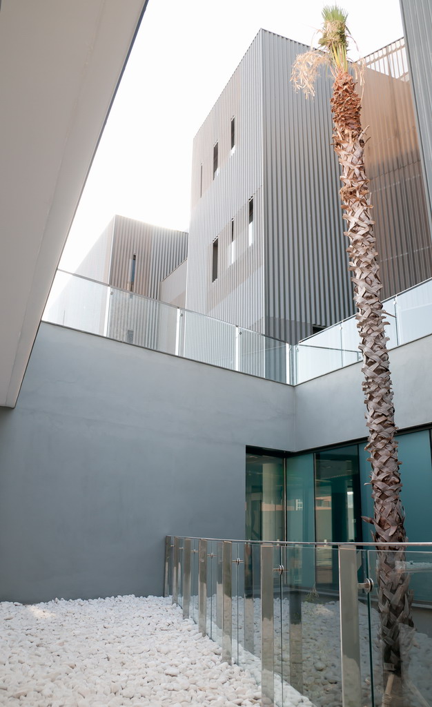 GENyO Centre for Genomics and Oncological Research - Architizer