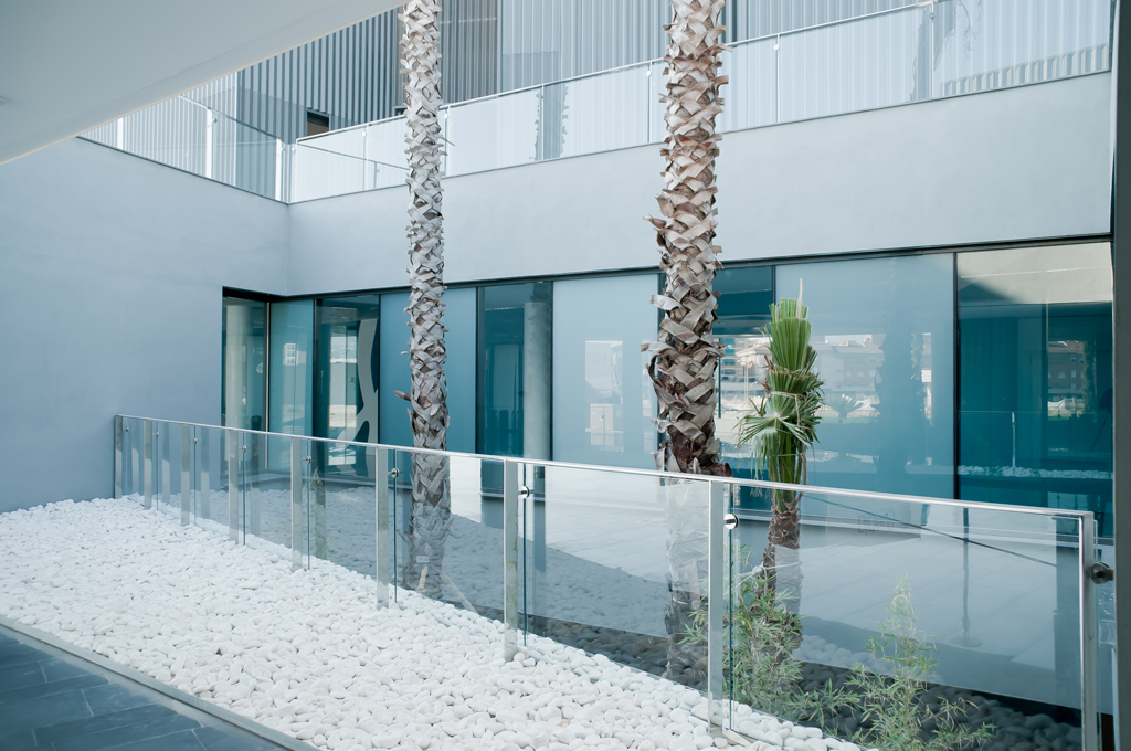 GENyO Centre for Genomics and Oncological Research - Architizer