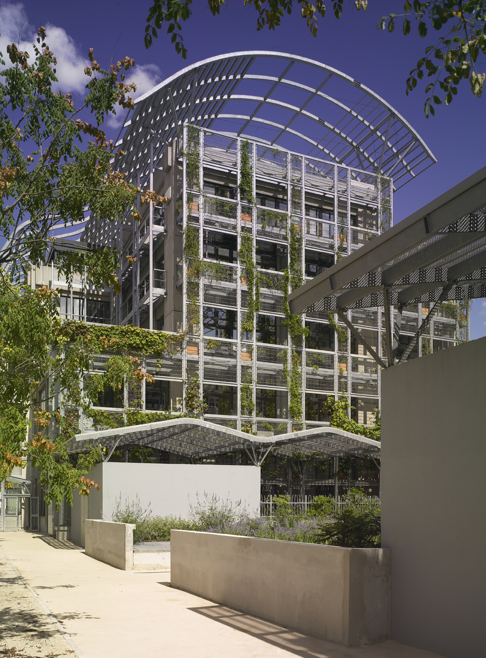 Idea 225858: Centre of biotechnology Biopark by Valode et Pistre in ...