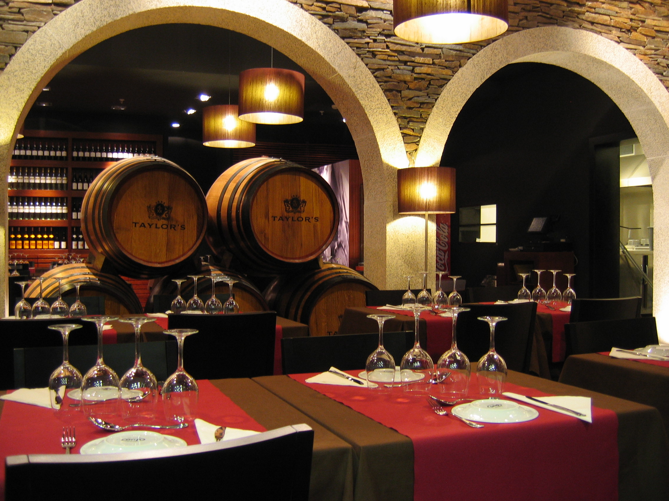 Douro Restaurant - Architizer