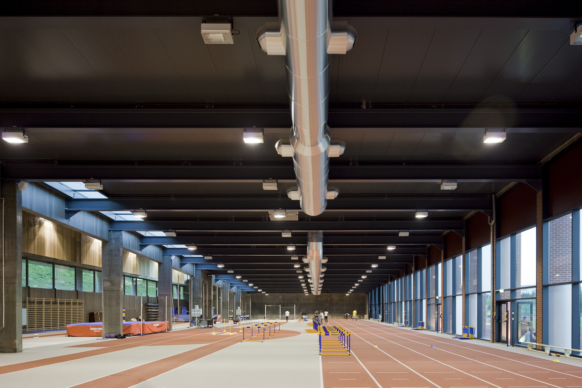 Center for High Performance Athletics in Jamor- Lisbon by Espaço Cidade ...