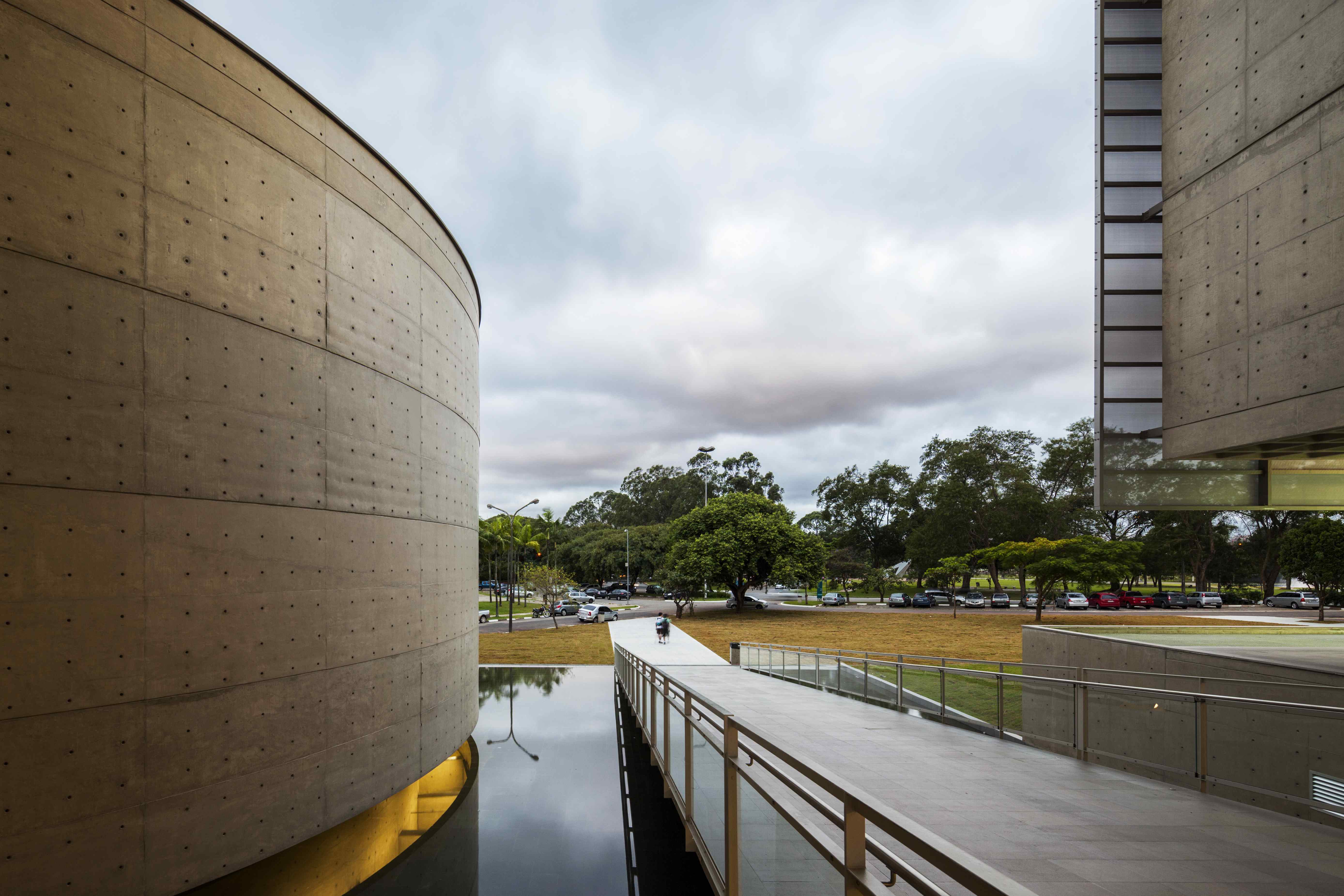 Brasiliana Library by Rodrigo Mindlin Loeb Arquitetura, Eduardo de ...