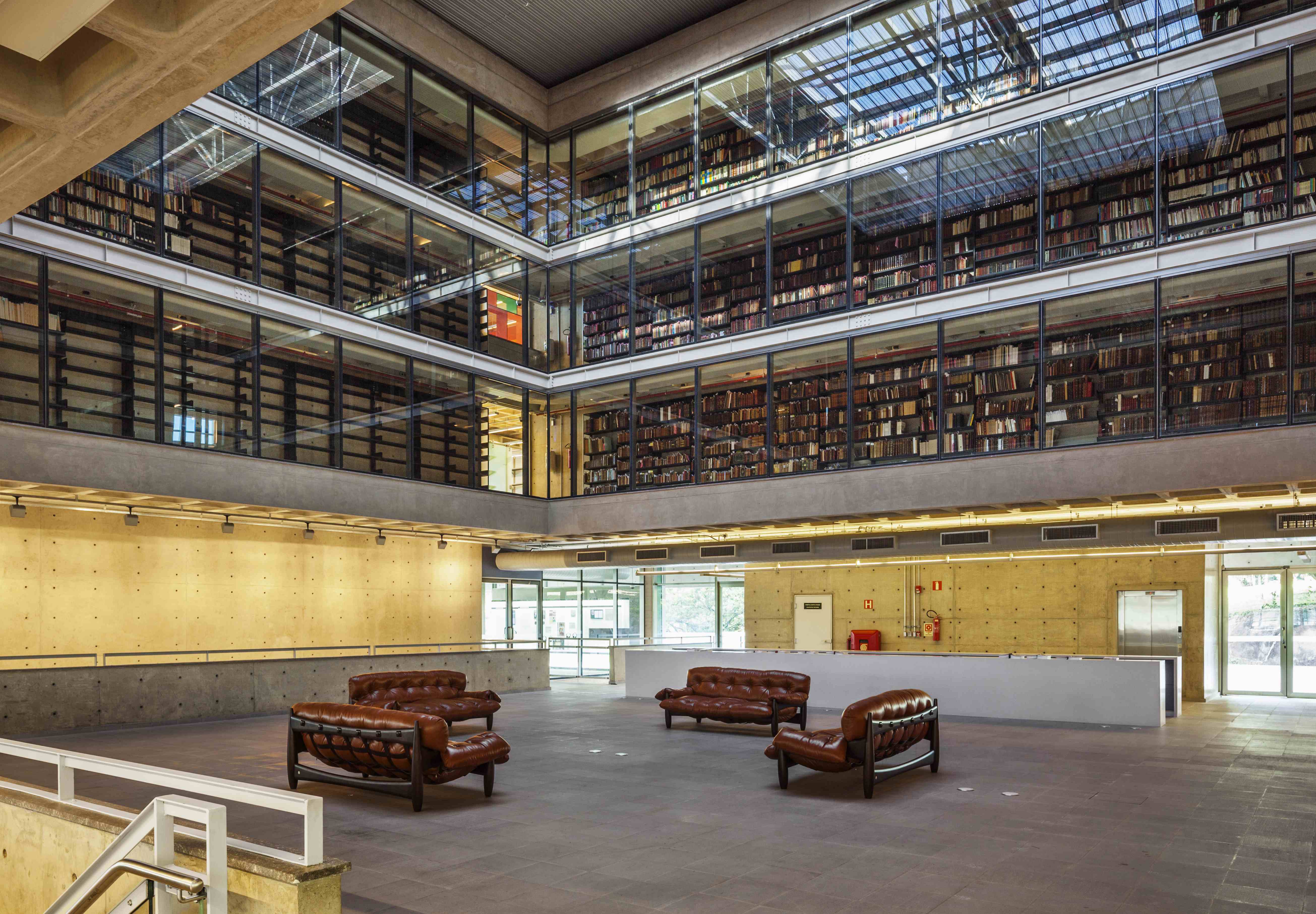 Brasiliana Library by Rodrigo Mindlin Loeb Arquitetura, Eduardo de ...