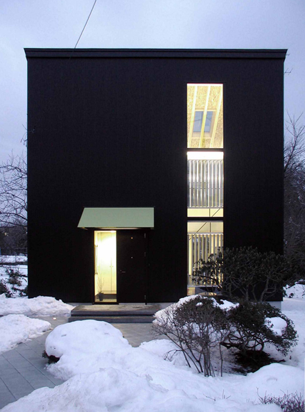 Giga House - Architizer