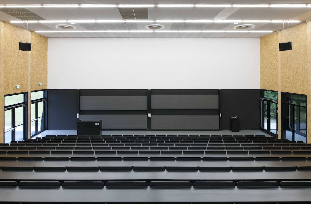 Interims Audimax by Deubzer König + Rimmel Architekten - Architizer