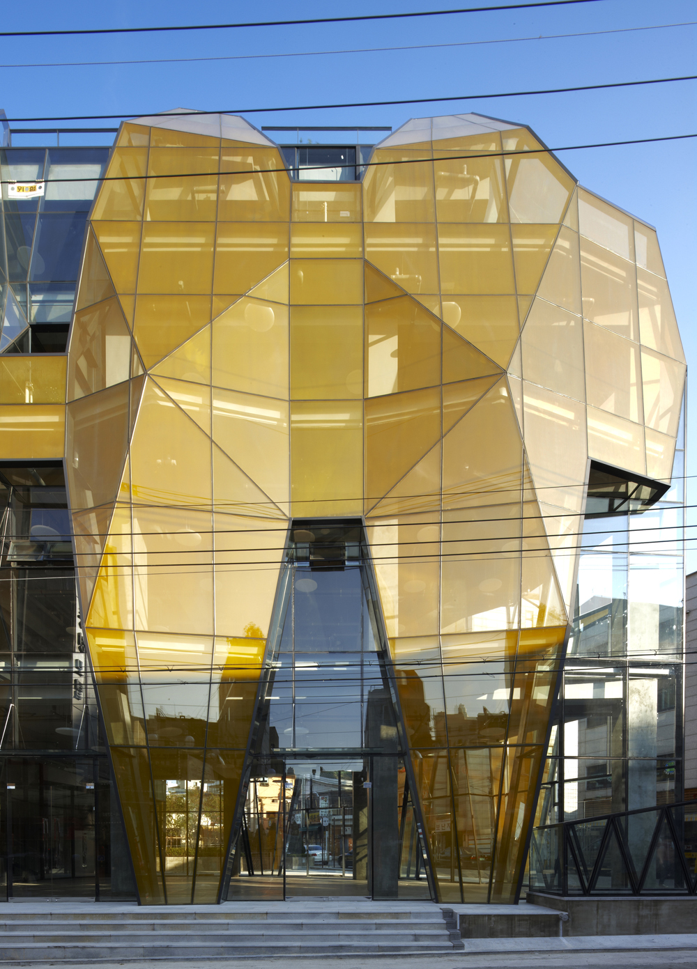 Idea 229949: The Yellow Diamond by Jun Mitsui & Associates Inc. in ...