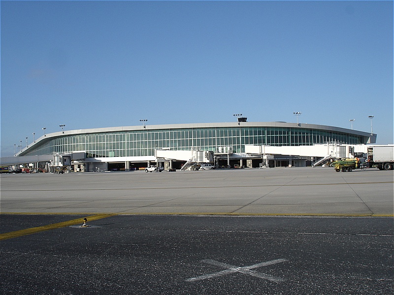 Tampa International Airport Airside C by Alfonso Architects, Inc ...