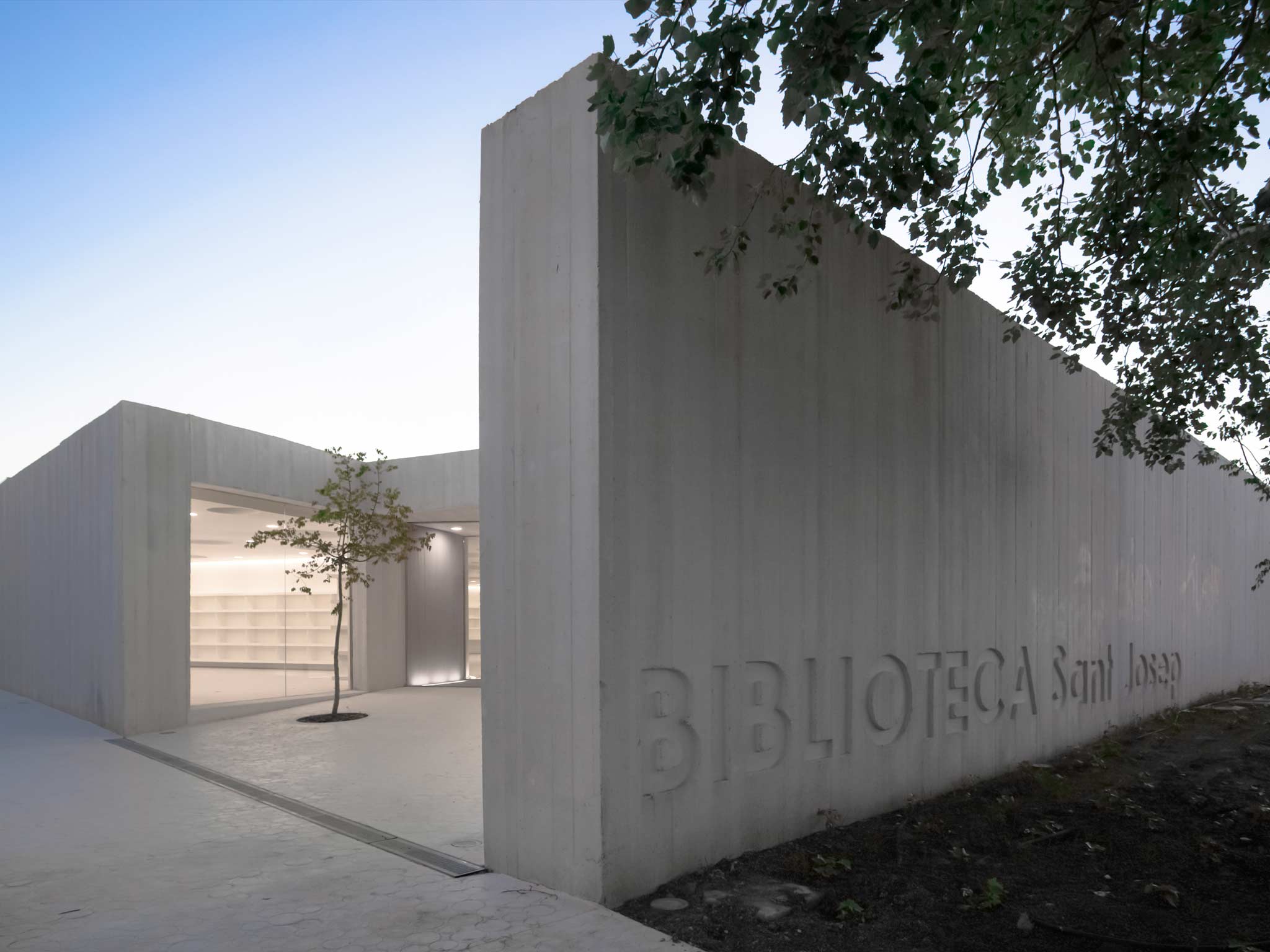 Caixa Ontinyent Cultural Centre by Ramon Esteve Estudio - Architizer