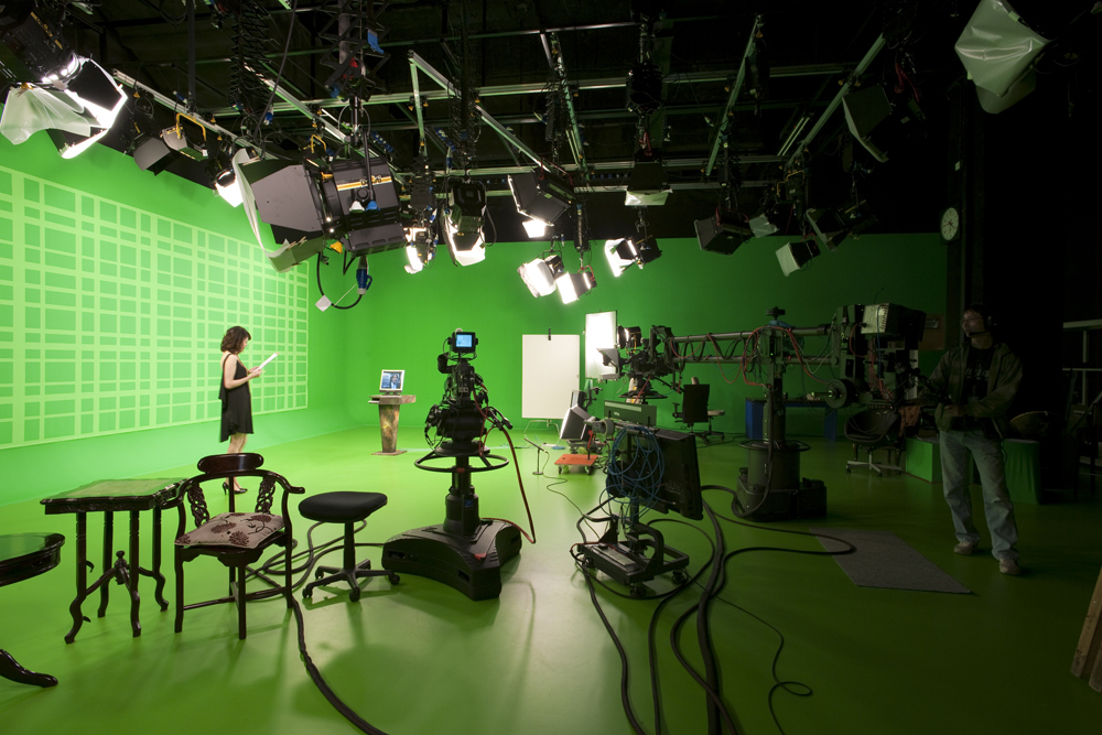 Phoenix Satellite TV Headquarters (HK) News Studio - Architizer