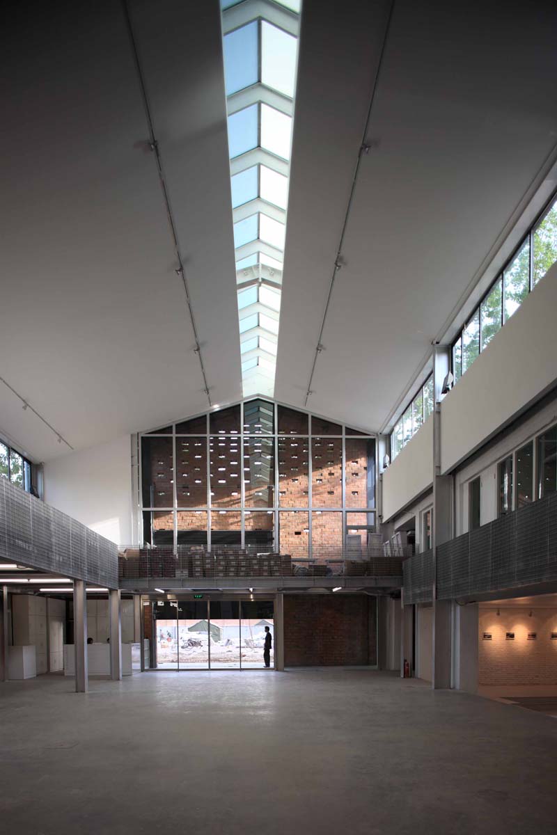 The Ripple Effect: Free-Flowing Architecture Built to Stand Out ...