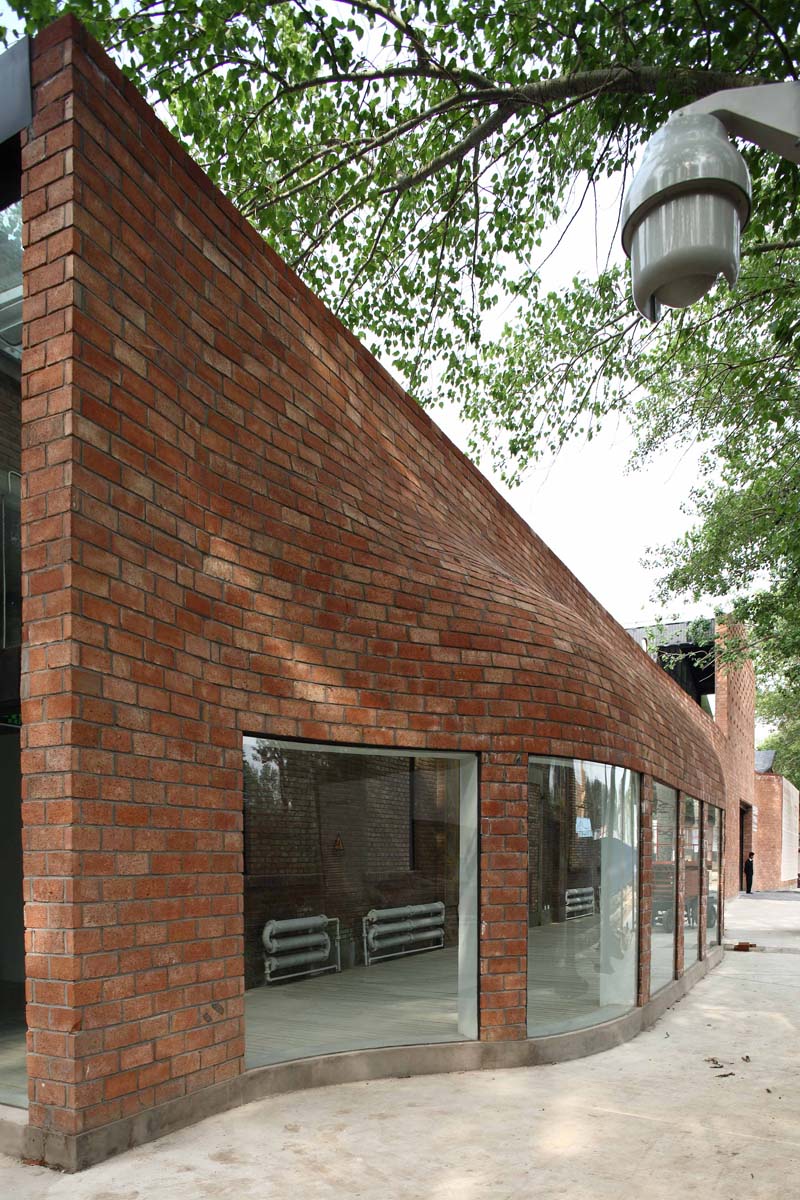 The Ripple Effect: Free-Flowing Architecture Built to Stand Out ...