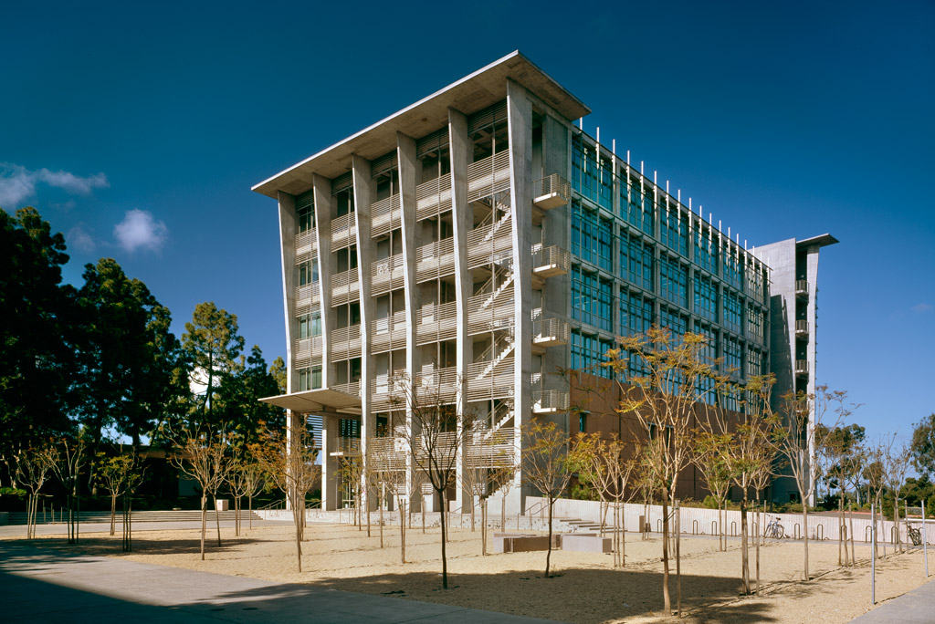 University of California, San Diego Natural Sciences Building by Bohlin ...