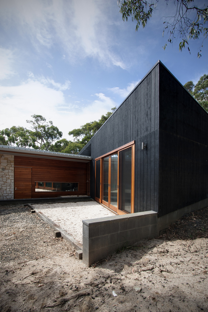 Aireys Inlet House by Turco and Associates - Architizer