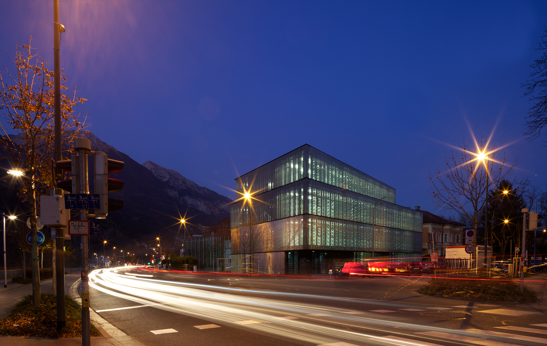 Asfinag Office Building by LORENZATELIERS - Architizer