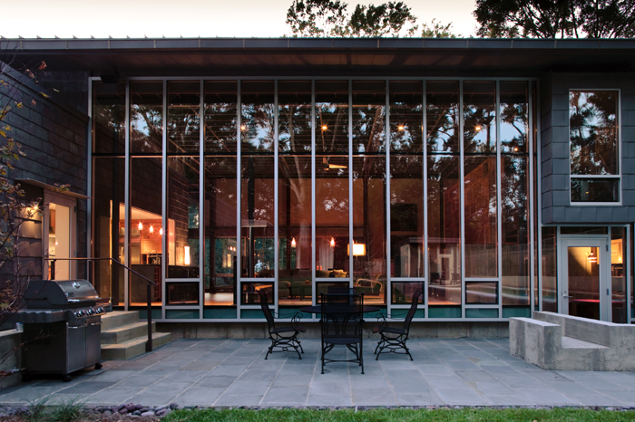 Oak Ridge House by Duvall Decker - Architizer