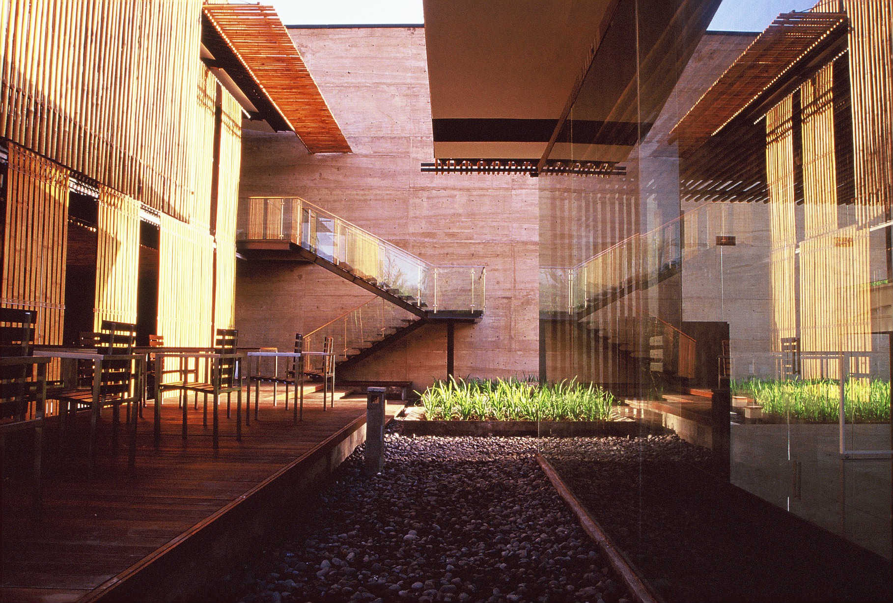 Tetaring Kayumanis Restaurant - Architizer