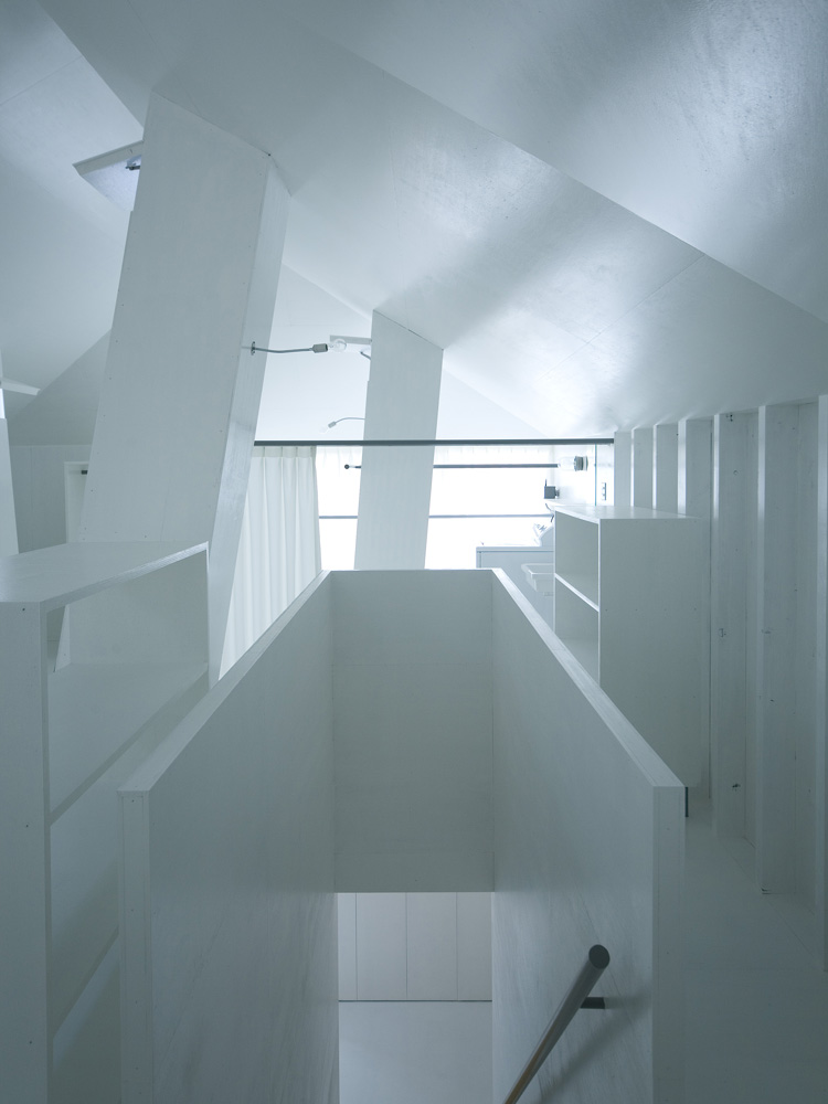 Light well House by Keiichi Hayashi Architect - Architizer