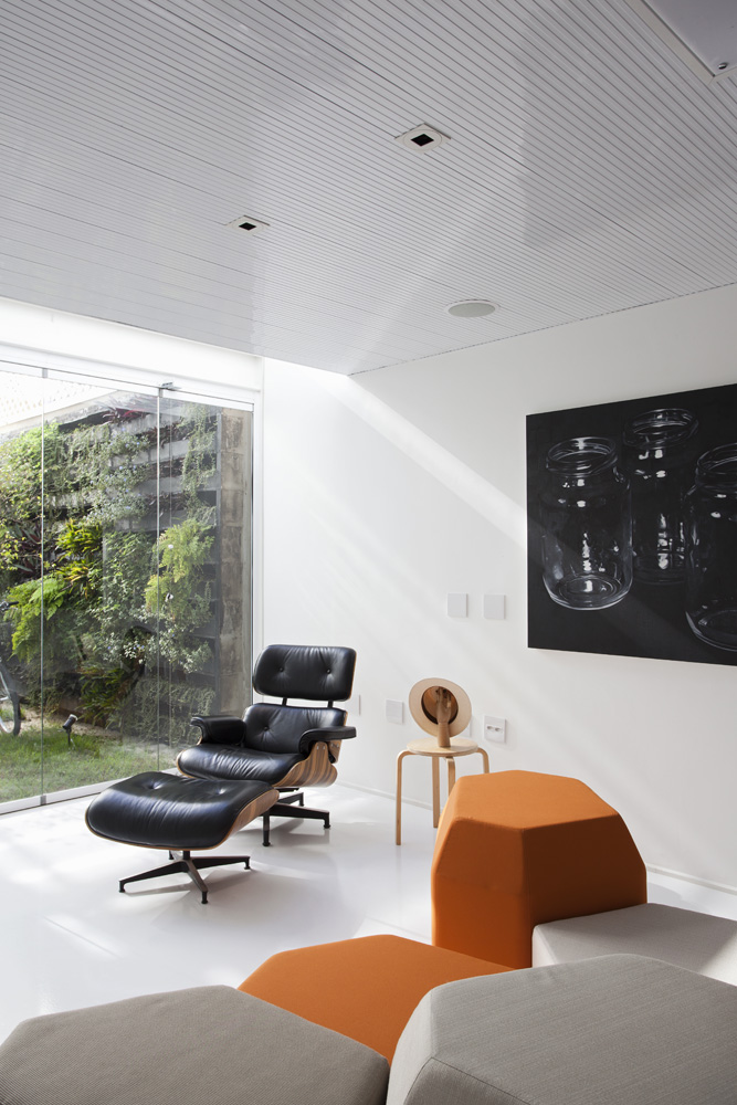 House 4x30 by CR2ARQUITETURA, FGMF - Architizer