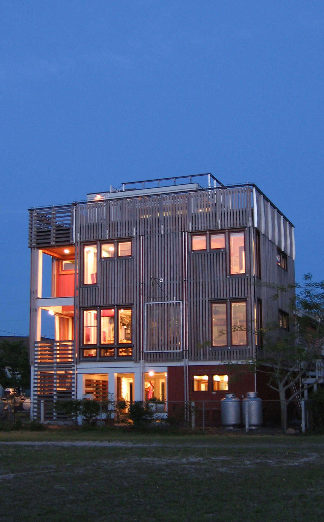 Half & Half House - Architizer